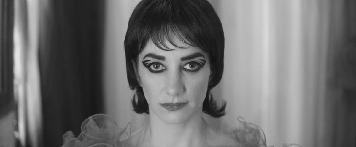 International Women's Committee ARTrek: Shirin Neshat at El Espacio 23 ...